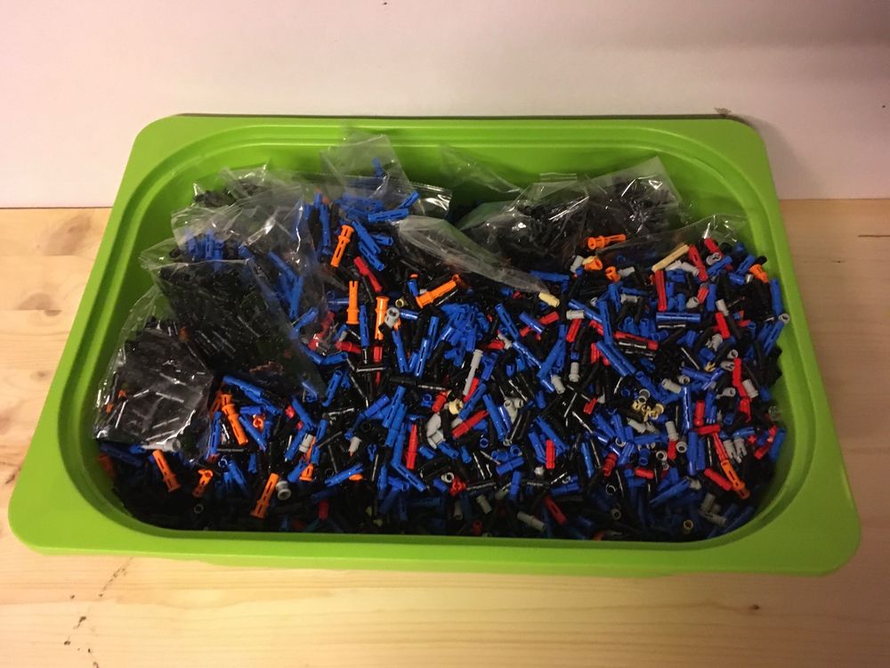 1500 Gr. Lego Technic Pins (Neu (gemäss Beschreibung)) in St.Gallen für ...