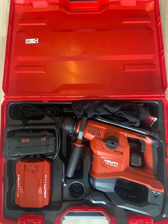 Perforateur/Akku-Bohrhammer Hilti Nuron TE 30 22 neuf (Neu und originalverpackt) in Echallens ...