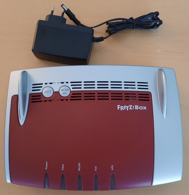 Fritz!Box 5490 Fiber (Glasfaser AON) (Gebraucht) in Zürich für CHF 25 – mit Lieferung auf ...