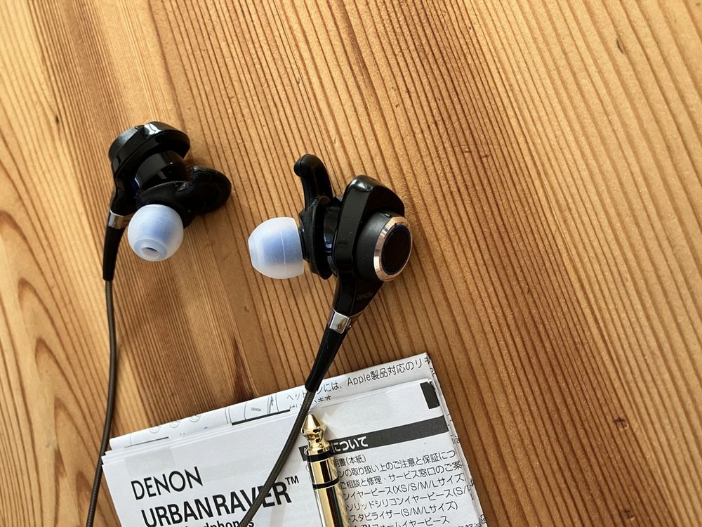Denon In-Ear-Kopfhörer AH-C300 NP > 200.- (Neu (gemäss Beschreibung ...