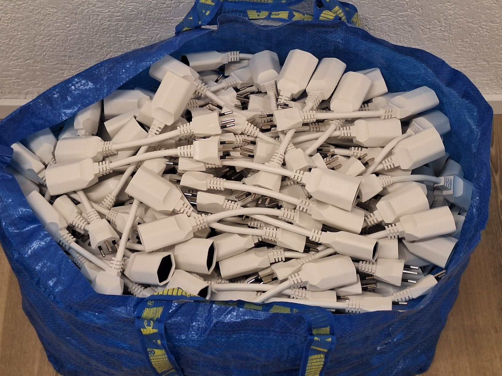 Über 300x Verlängerungsstecker (Neu (gemäss Beschreibung)) in Grüt ...