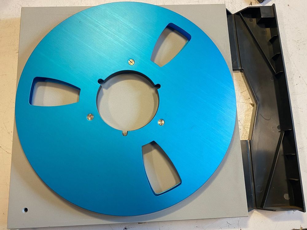 ReVox Spule Aluminium Blau | Kaufen auf Ricardo
