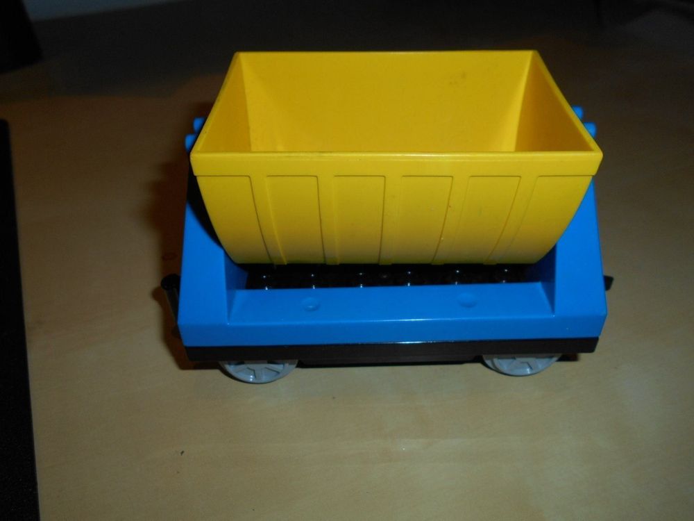 Duplo Eisenbahn Wagon (313) (Gebraucht) in Niederuzwil für CHF 9 – mit ...