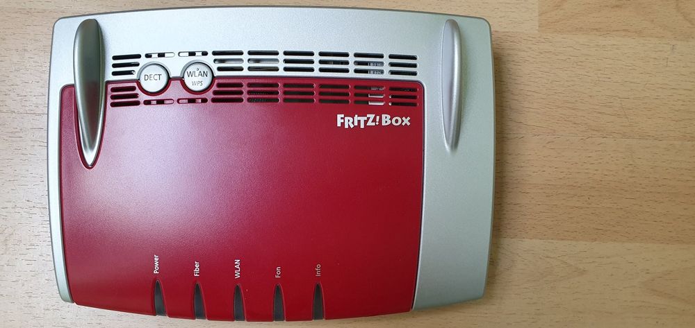 WLAN Router Fritz!box 5490 (Gebraucht) in Bern für CHF 20 – mit Lieferung auf Ricardo kaufen