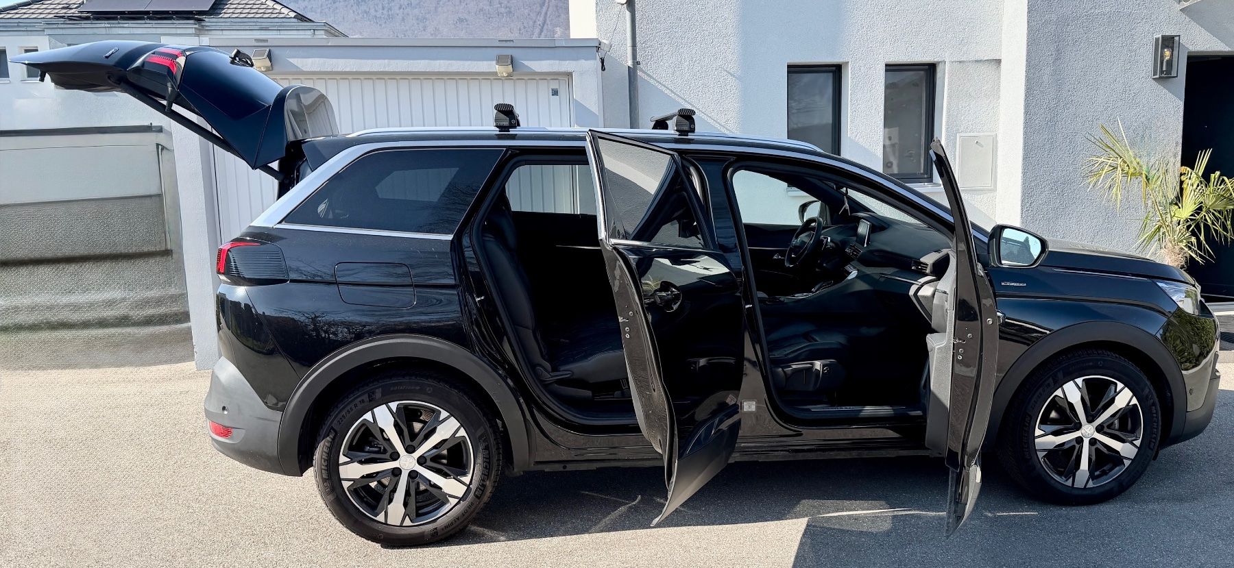 PEUGEOT 5008 1.6 Pure Tech GT Line EAT8 (Gebraucht) in Wavre für CHF ...
