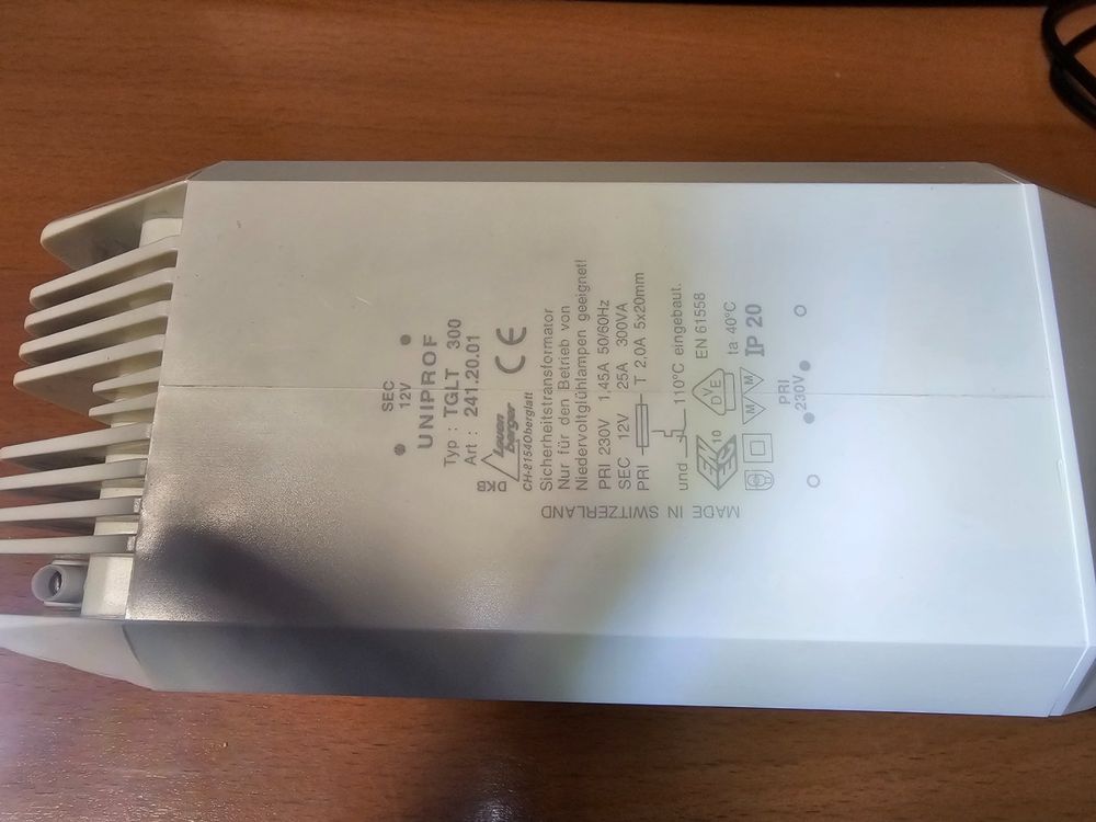 Transformator 230 Volt 12 Volt 24 Ampere (Gebraucht) in Uster für CHF 15 – nur Abholung auf ...