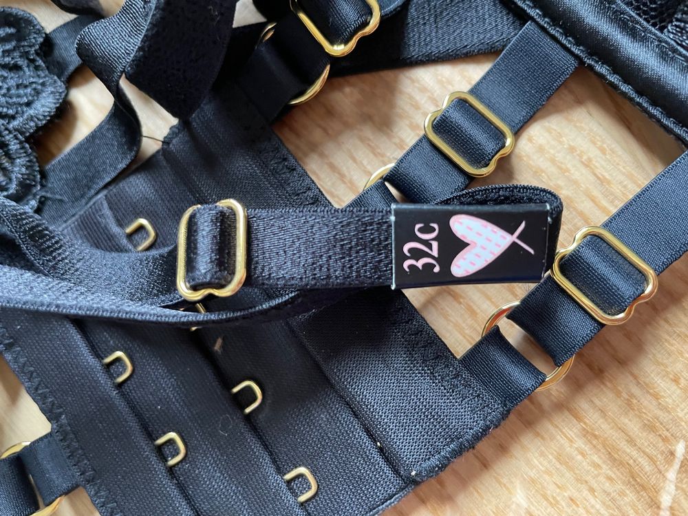 Victoria’s Secret Strappy Open Cup Balconette Bra 70C NEW | Kaufen auf ...