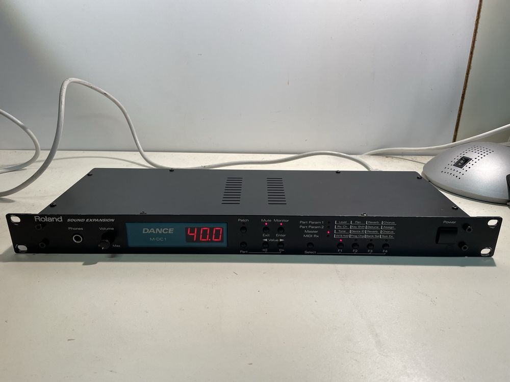 Roland M-DC1 Sound Expansion Dance Modul (SVN15) (Gebraucht) in Künten ...