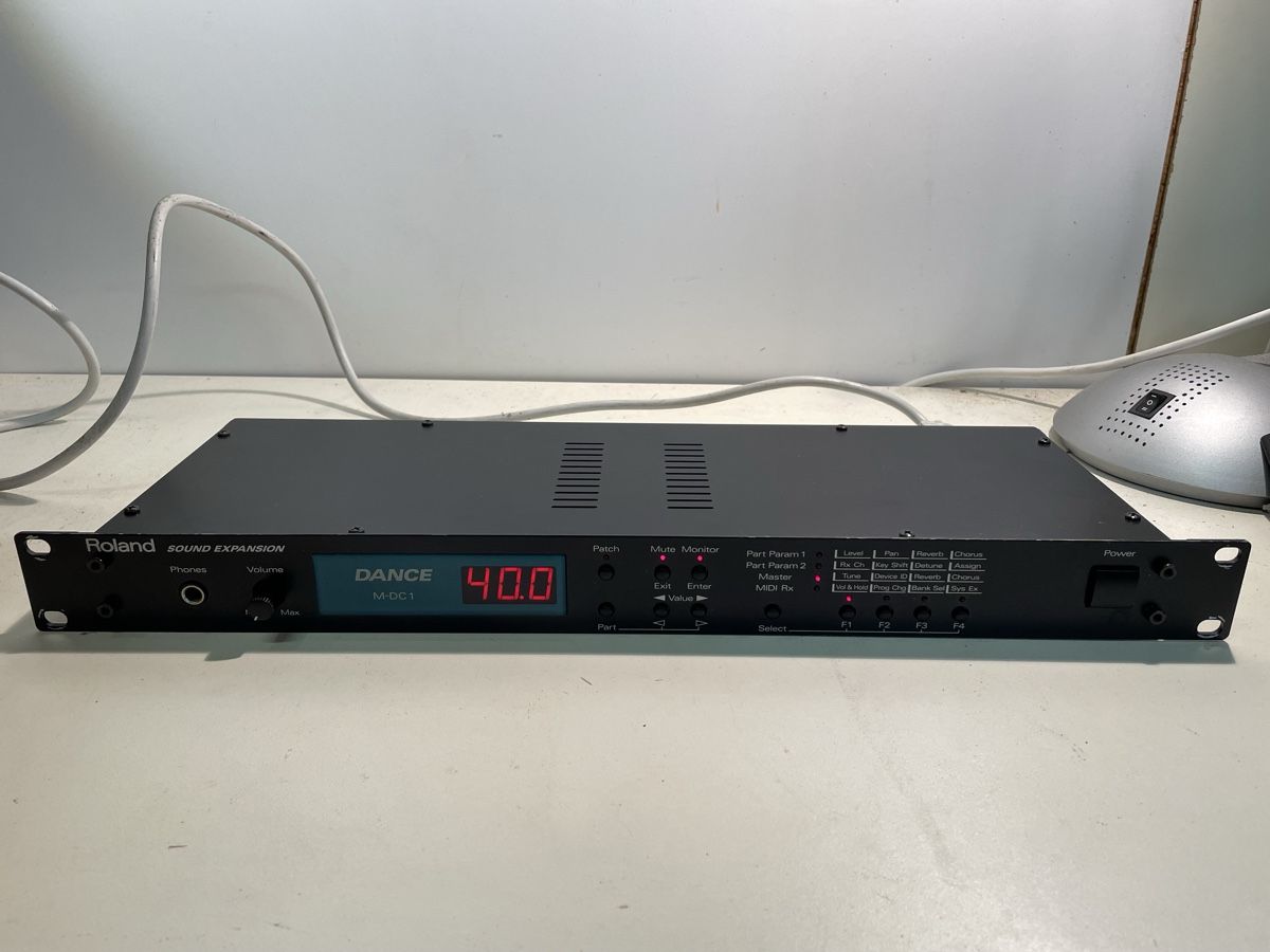 Roland M-DC1 Sound Expansion Dance Modul (SVN15) (Gebraucht) in Künten ...