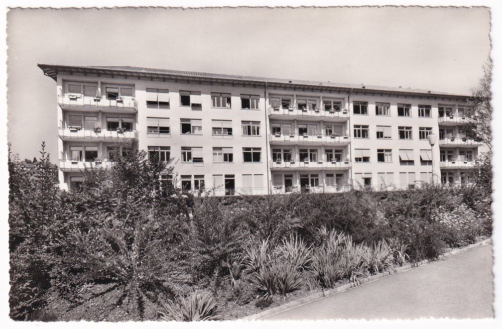 Kantonsspital St. Gallen Infektioshaus 13566 (Gebraucht) in Cormoret für CHF 1 – mit Lieferung ...