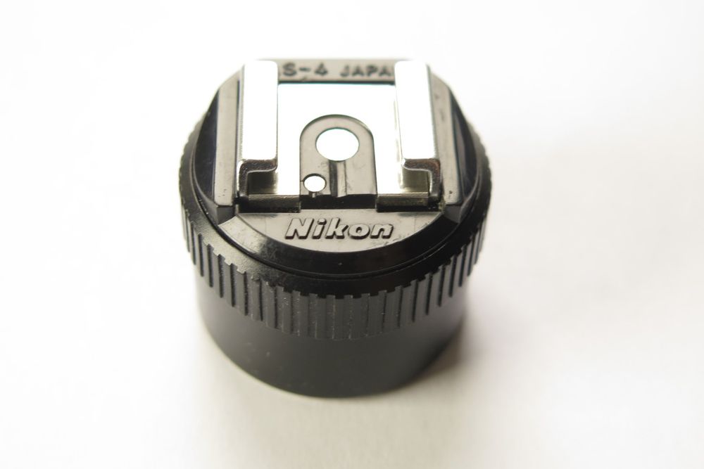 Nikon AS-4 Blitz Adapter (Gebraucht) in Winterthur für CHF 7 – mit ...