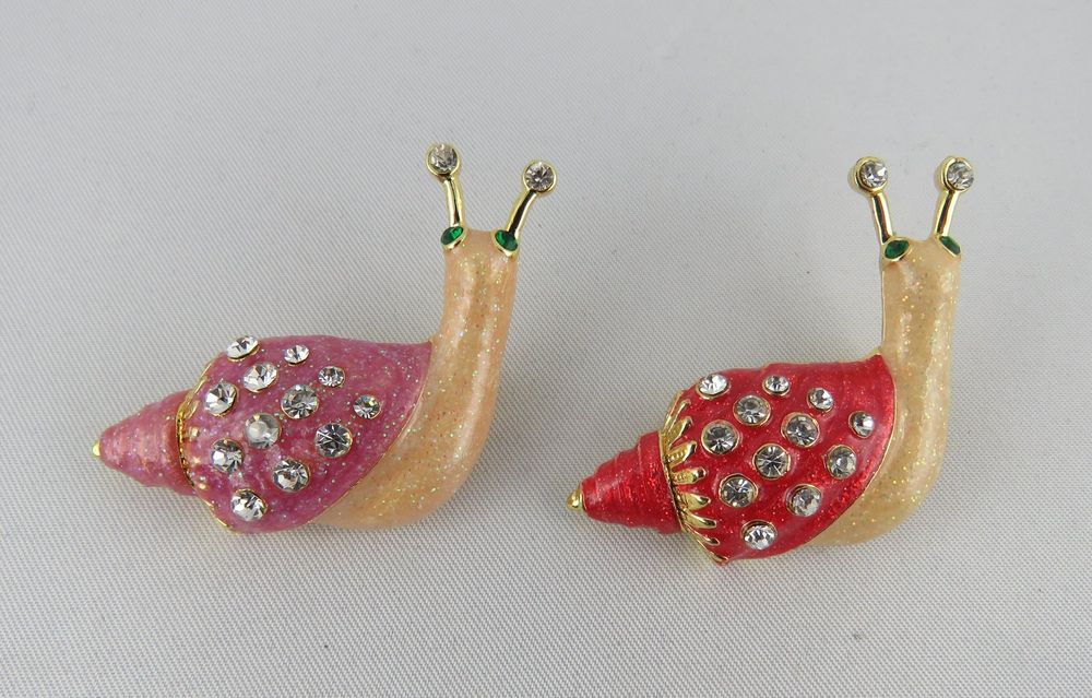 Brosche - SCHNECKE - Glitzersteine - Neu - 4x4cm (Neu und originalverpackt) in Grenchen für CHF ...