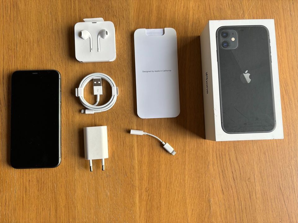 iPhone 11 Black 128GB 80% mit OVP,Kopfhöreranschluss Klinke | Kaufen ...
