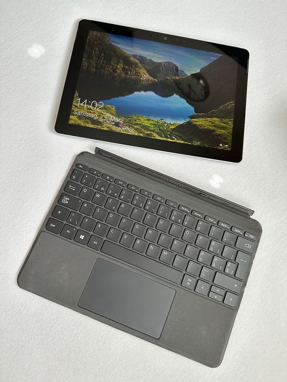 Microsoft Surface Go 1 (Gebraucht) in Glattpark(Opfikon) für CHF 199 ...