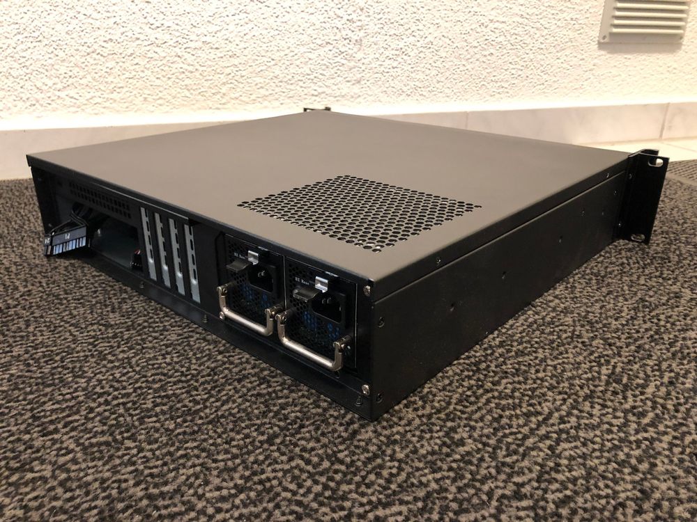 Servergehäuse + Netzteil (Fortron Twins PRO 900W) + Lüfter (Gebraucht ...
