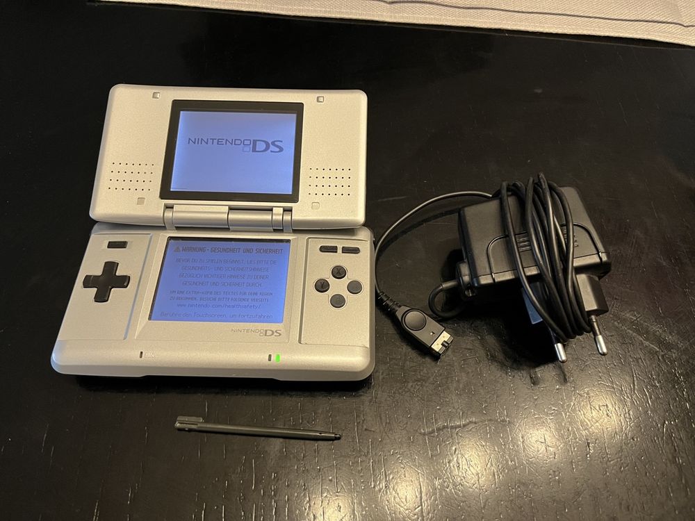 Nintendo DS Phat Silber - Inkl. Ladegerät und Stift - Retro (Gebraucht ...