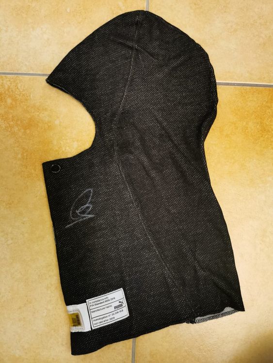 Original F1 RACE PUMA BALACLAVA LEWIS HAMILTON SIGNIERT 2022 | Kaufen ...