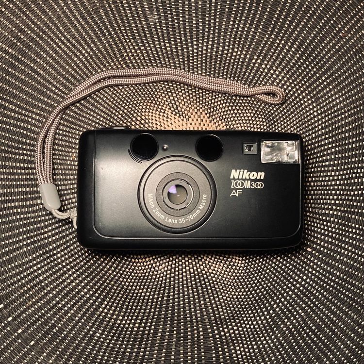Nikon Zoom 300 AF – 35mm point&shoot, film tested (Gebraucht) in Bern ...