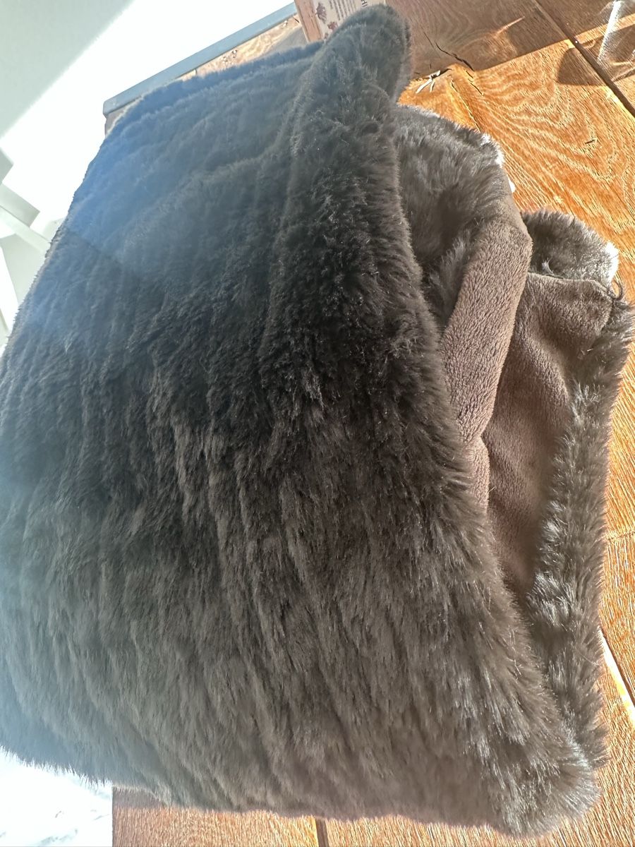 Coperta Eskimo Home Textiles marrone come nuova! (Nuovo (secondo la ...