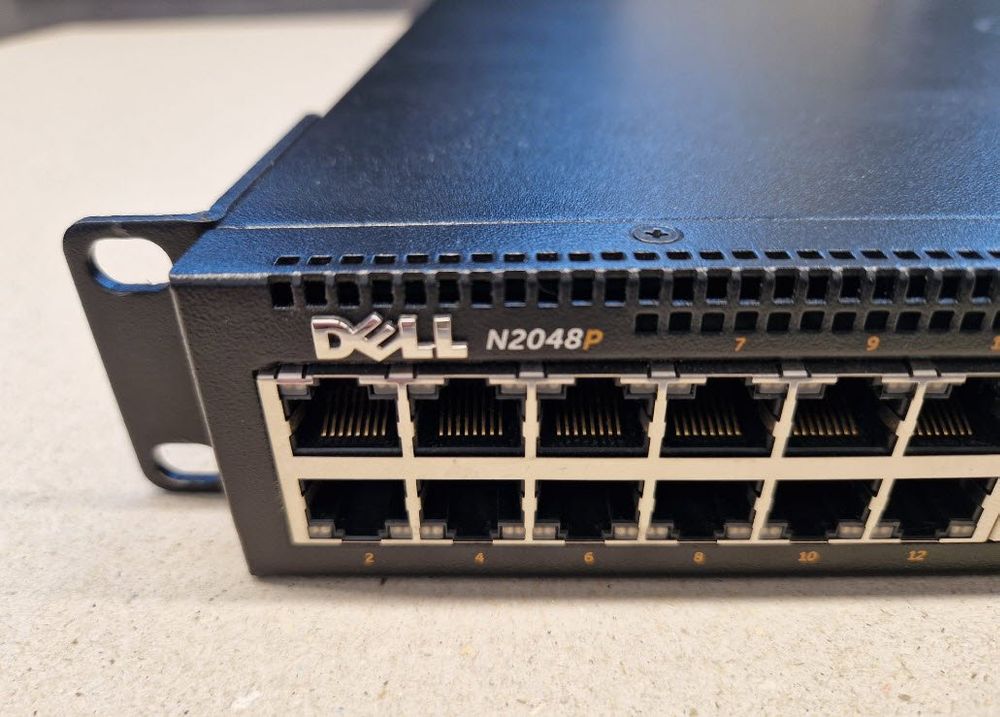 DELL PoE+ Switch N2048P Layer 3 mit 48x 1GbE und 2 SFP+ | Kaufen auf ...