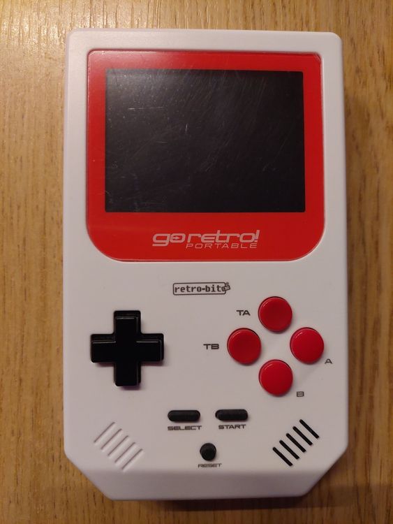 Go Retro! Portable "Gameboy" | Kaufen auf Ricardo