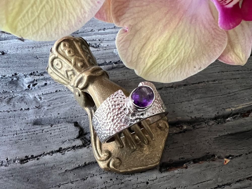 XXL G 69 Ring mit Amethyst und weissem Saphir Silberschmied | Kaufen ...