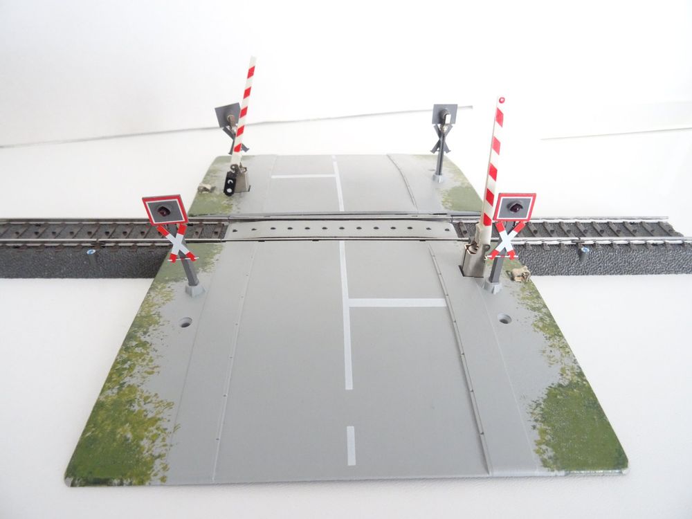 Märklin H0 74920 Bahnübergang (Gebraucht) in Hochdorf für CHF 55 – mit ...