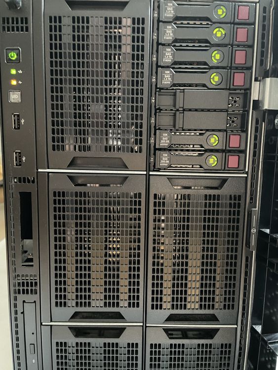Small business server with screen & Co: HP ML350T Gen9 (Gebraucht) in ...