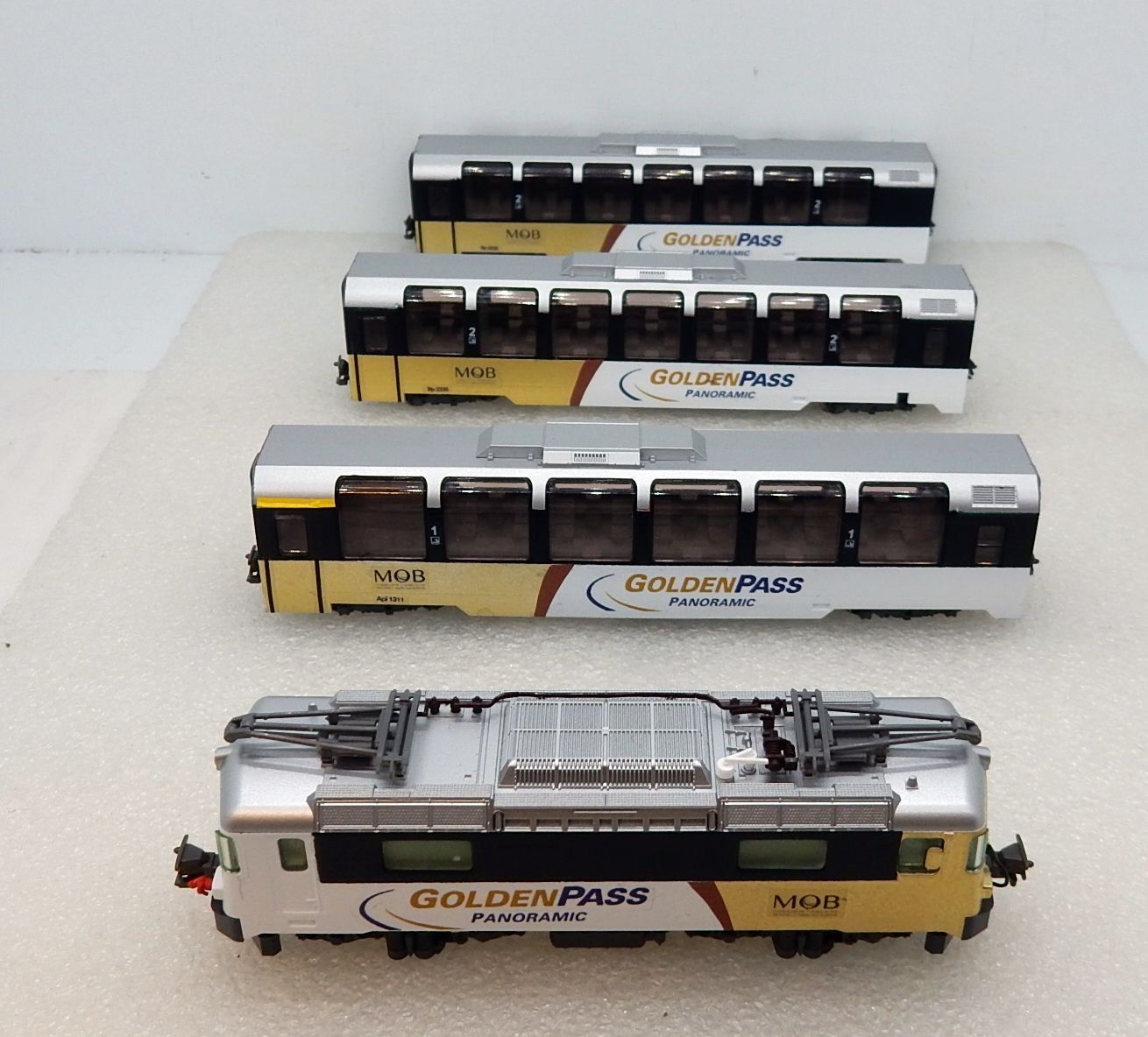 N - MOB "Goldenpass" - Loc Ge 4/4 II + 3 voit. Panoramiques (Neuf (Voir ...