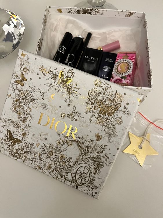 DIOR Beauty Box 2021 ab 1.- Fr. Gesamtwert über Fr. 150.- (Neu und ...