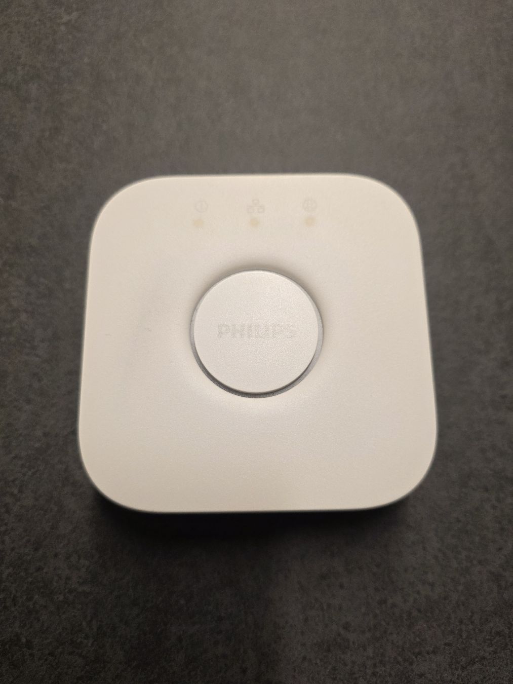 Philips Hue Bridge V2 (Gebraucht) in Dübendorf für CHF 1 – mit ...