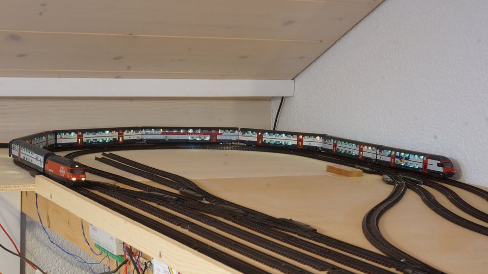 Doppelstock Zug IC2000 Dosto mit Lok Uetliberg Minitrix | Kaufen auf ...