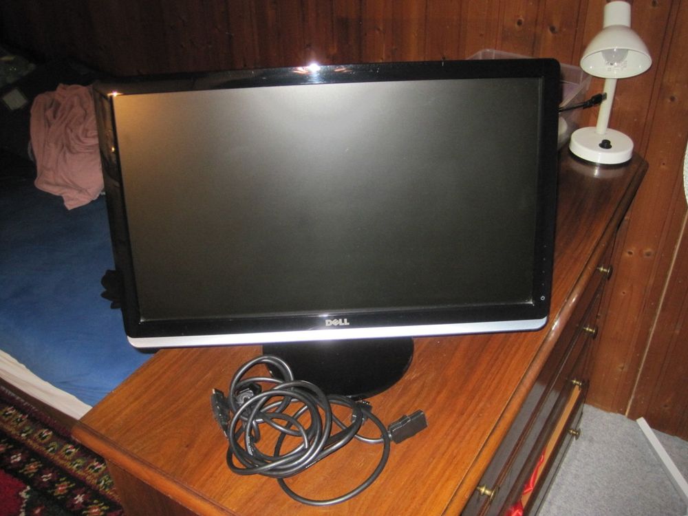 Monitor Dell diagonal ca 55cm | Kaufen auf Ricardo