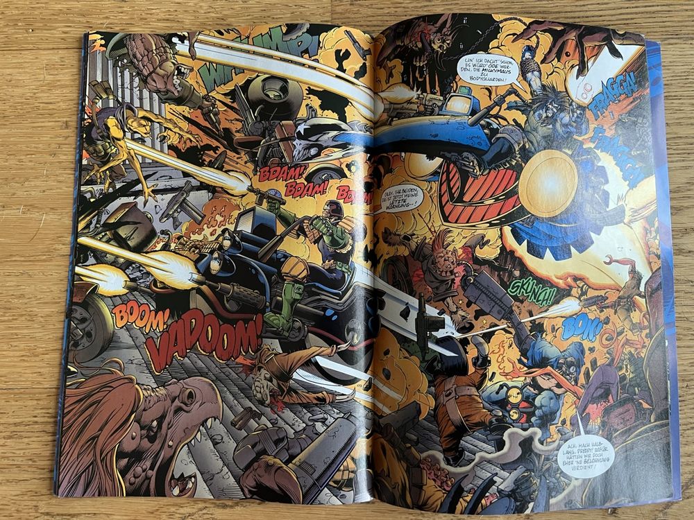 DC Crossover präsentiert: LOBO / Judge Dredd Comic (1998) (Gebraucht ...