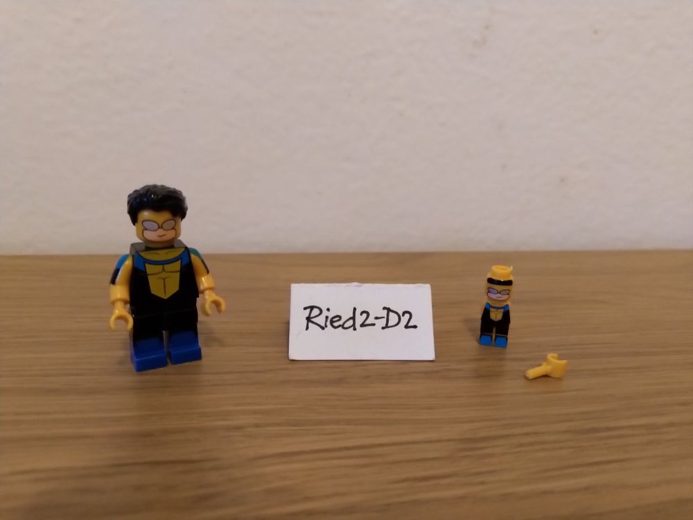 No Original LEGO Invincible Minifigure (D'occasion) à La Chaux-de-Fonds ...