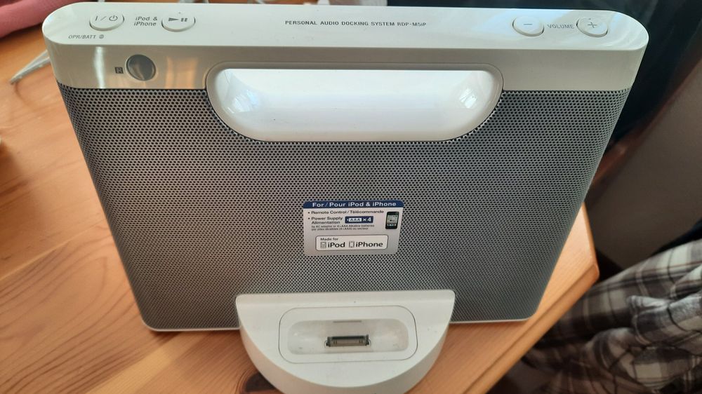 Sony Personal System RDP-M5iP Docking Station - (Gebraucht) in Hinwil ...