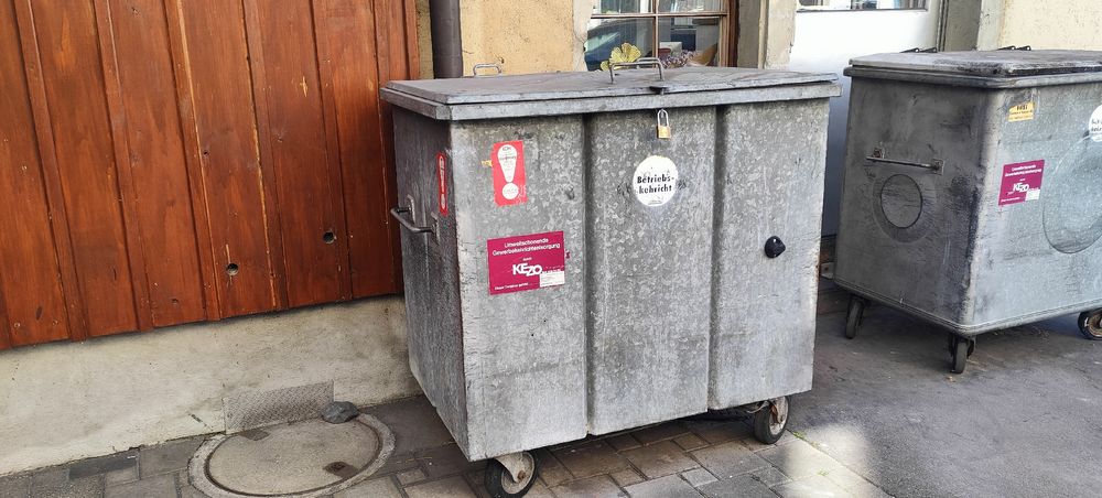 Abfallcontainer 800l Metal (Gebraucht) in Wetzikon ZH für CHF 1 – nur ...