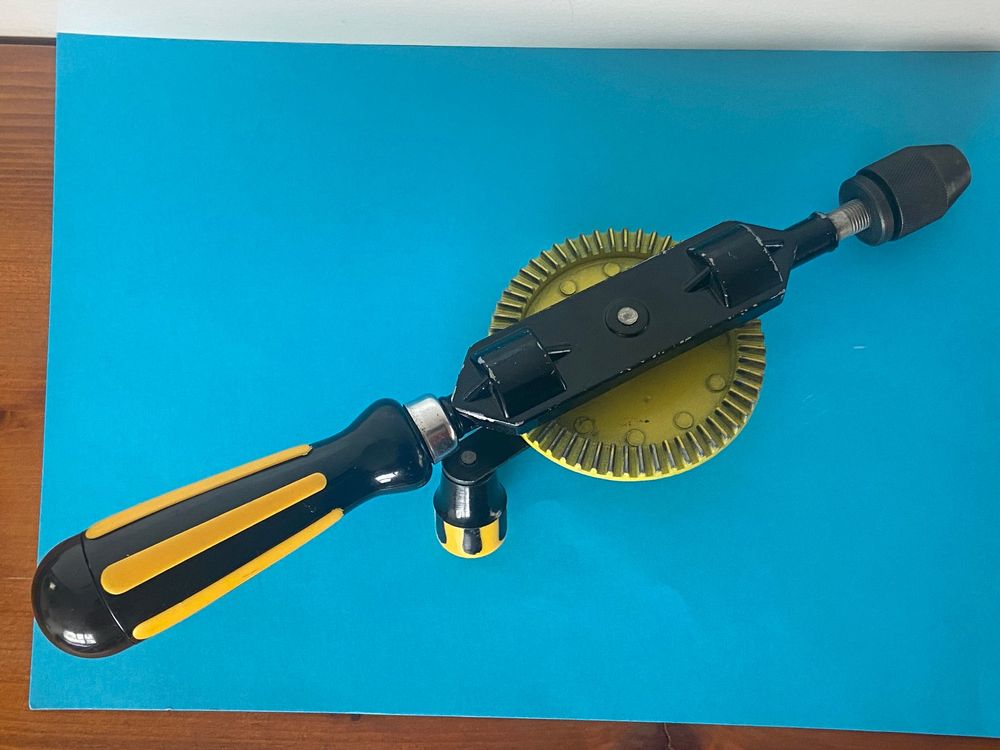 Robuster Handbohrer (Gebraucht) in Unterengstringen für CHF 9.5 – mit ...