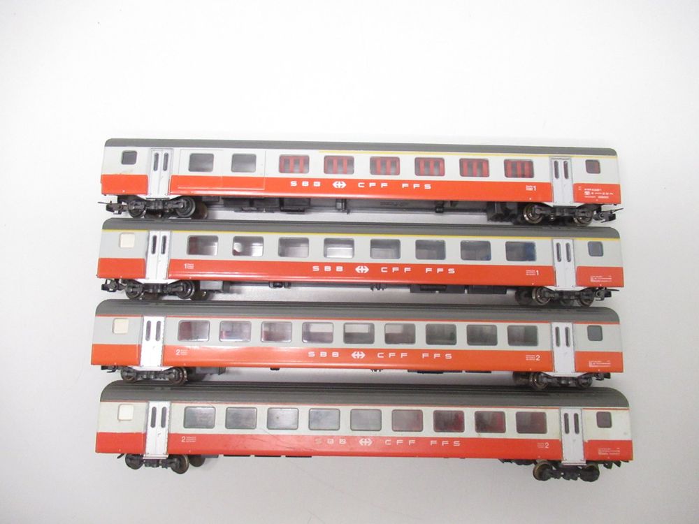 Liliput 4er Set SBB CFF FFS Swiss Express Personenwagen H0 (Gebraucht) in Basel für CHF 50 – mit ...