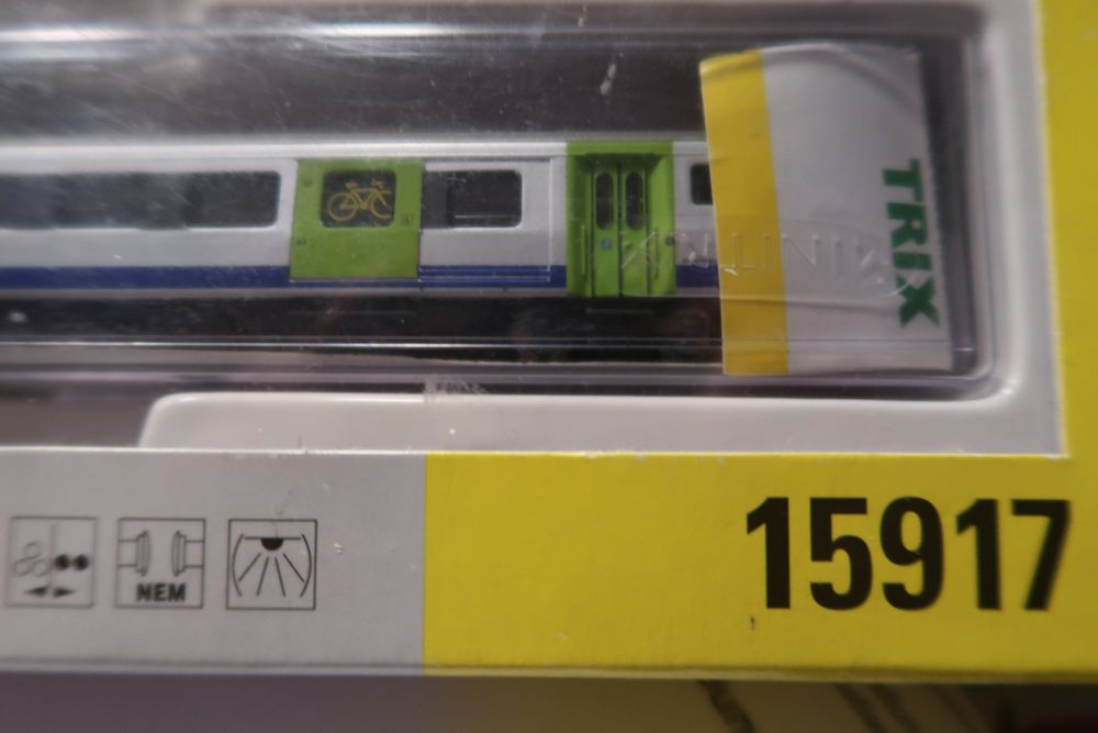 5 Teiliges Minitrix BLS Wagenset 15917 | Acheter sur Ricardo