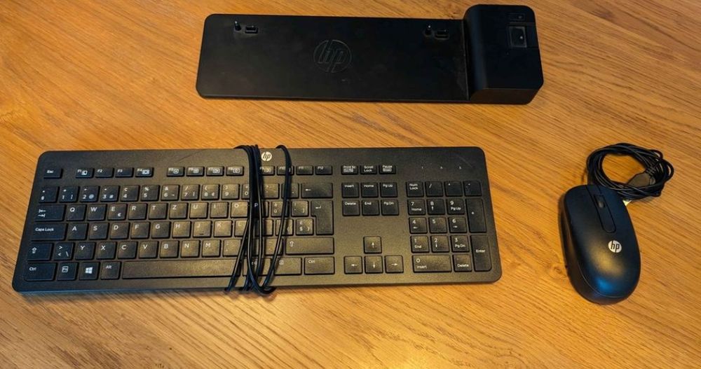 hp 2013 ultraslim docking station + mouse and keyboard (Gebraucht) in ...