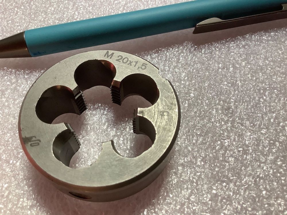 M20x1.5 Schneideisen / Filière, Neu von ESO Swiss (Neu (gemäss Beschreibung)) in Widnau für CHF ...