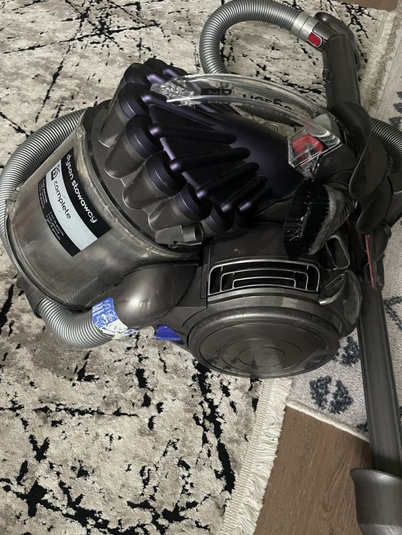 Dyson DC 23 Complete Staubsauger (Defekt) in Dällikon für CHF 79 – mit ...