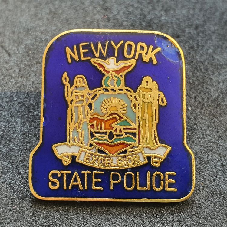 W042 - Pin Highway State Patrol Trooper Police - New York (Gebraucht ...
