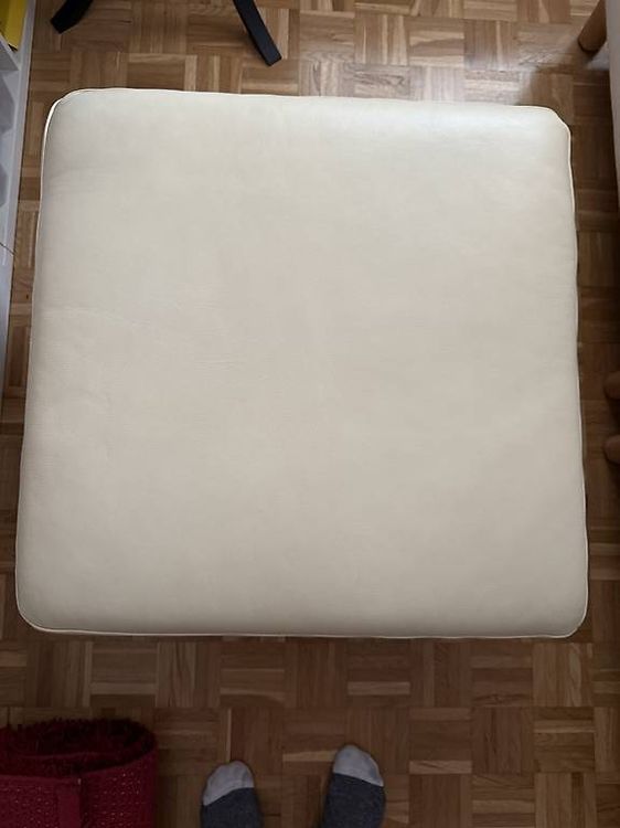 Hochwertige Echtleder Hocker (Gebraucht) in Basel für CHF 100 – nur Abholung auf Ricardo kaufen