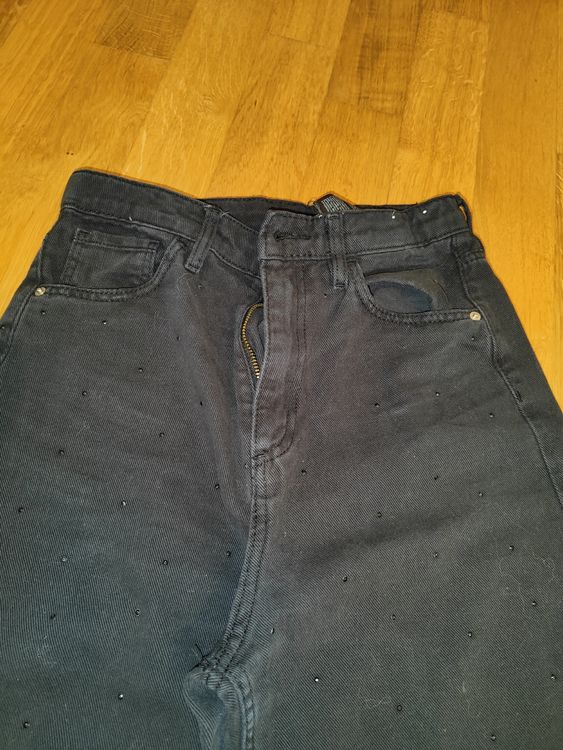Schwarze Jeans Mit Lochern