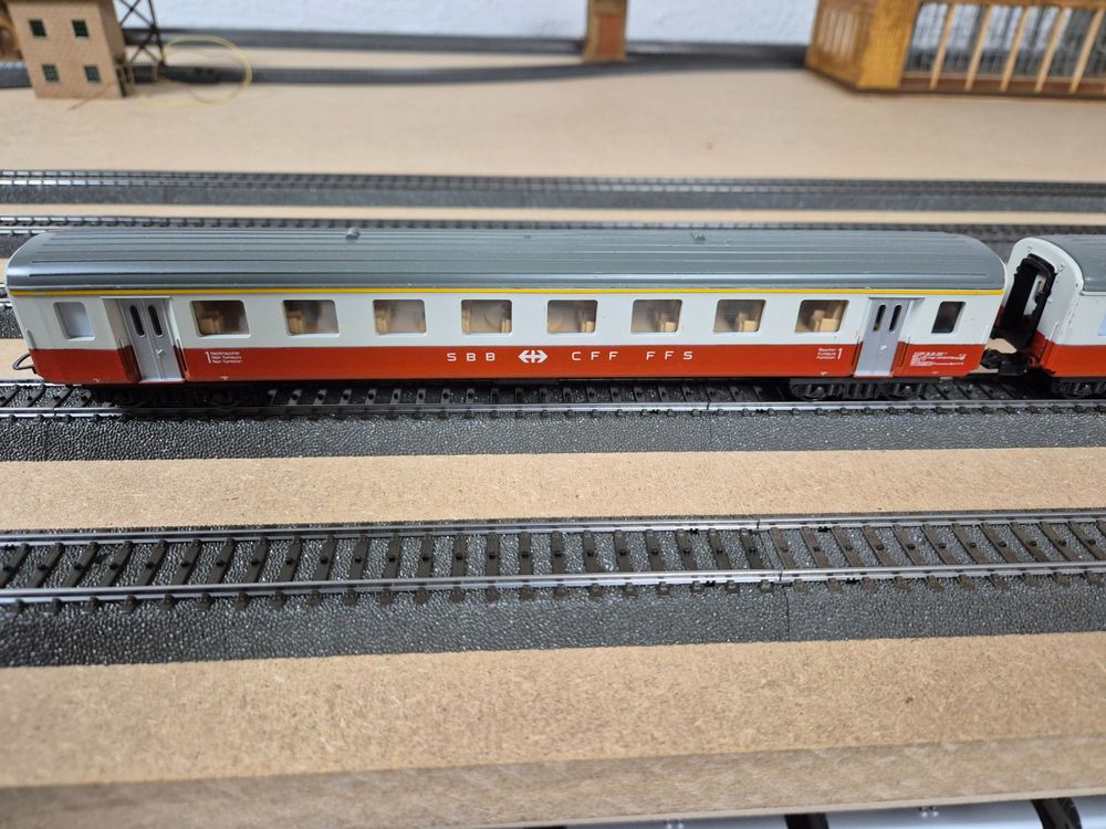 3 Wagons Swiss Express (Gebraucht) in Bevaix für CHF 25 – mit Lieferung ...