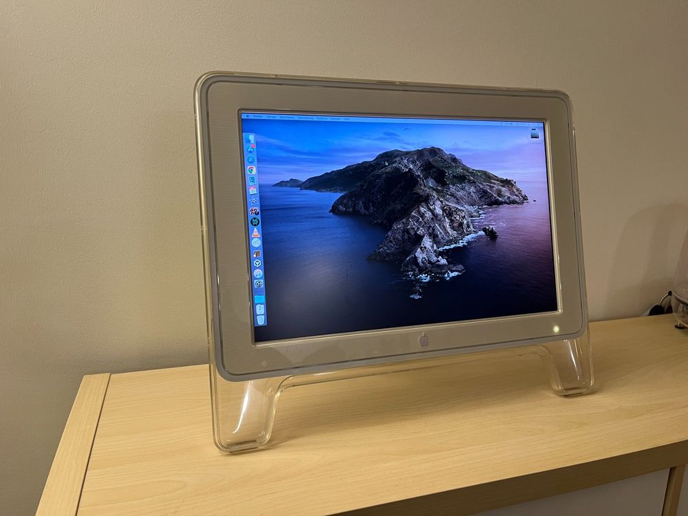 Apple Cinema Display 20-inch (Gebraucht) in Stallikon für CHF 30 – mit ...