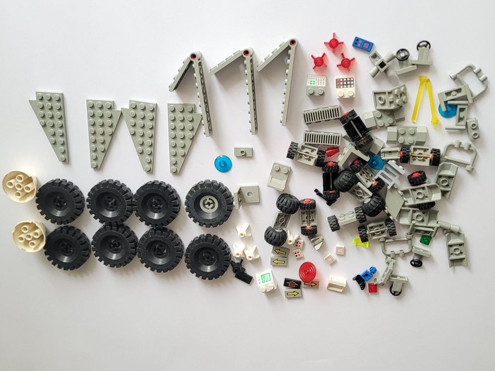 Lot Lego classic space années 80 (Gebraucht) in La Tour-de-Peilz für ...