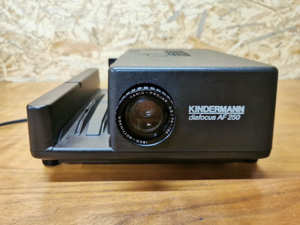 Kindermann AF 250 Diaprojektor mit Koffer | Kaufen auf Ricardo